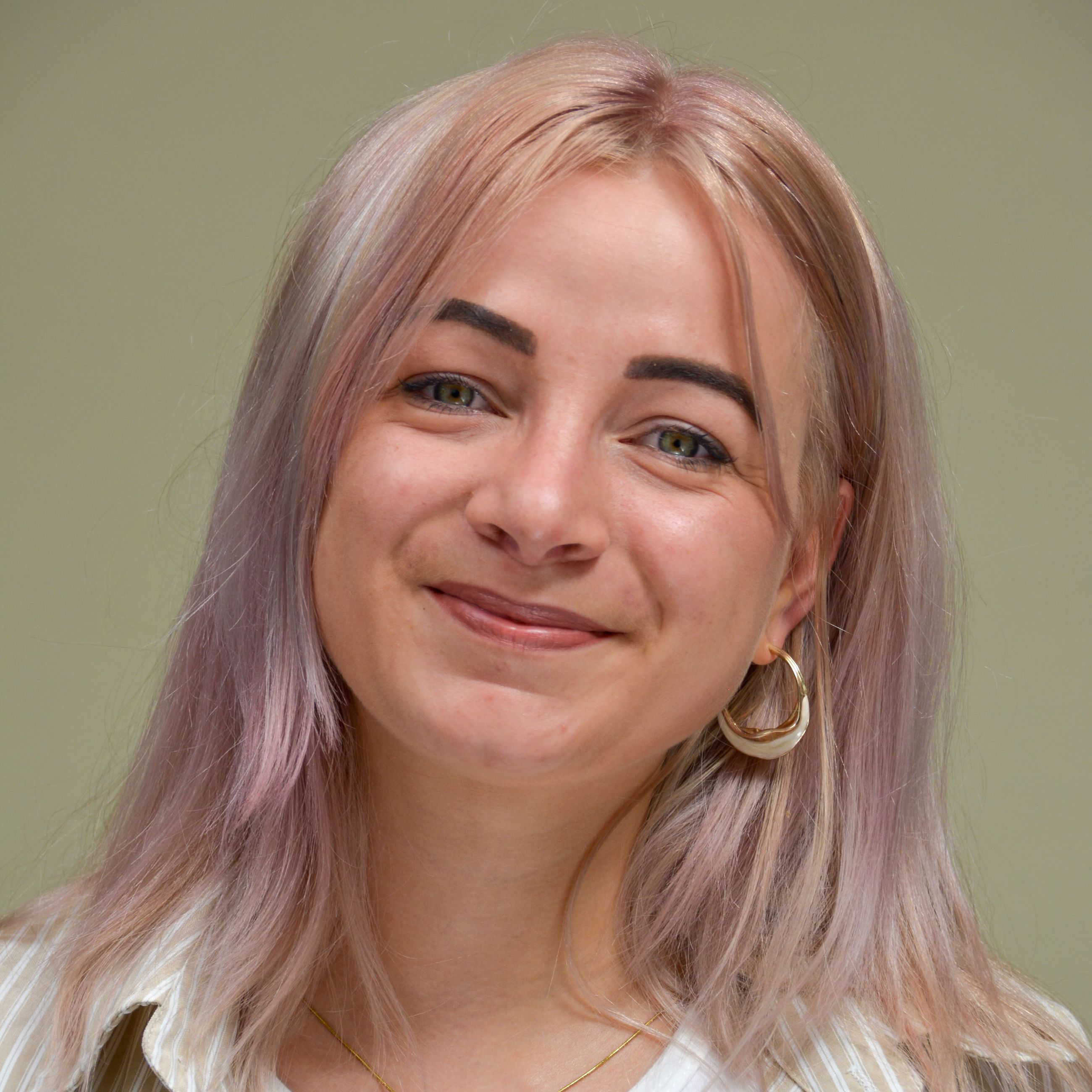 Alcohol, weight gain, and how to lose it | Embla UK